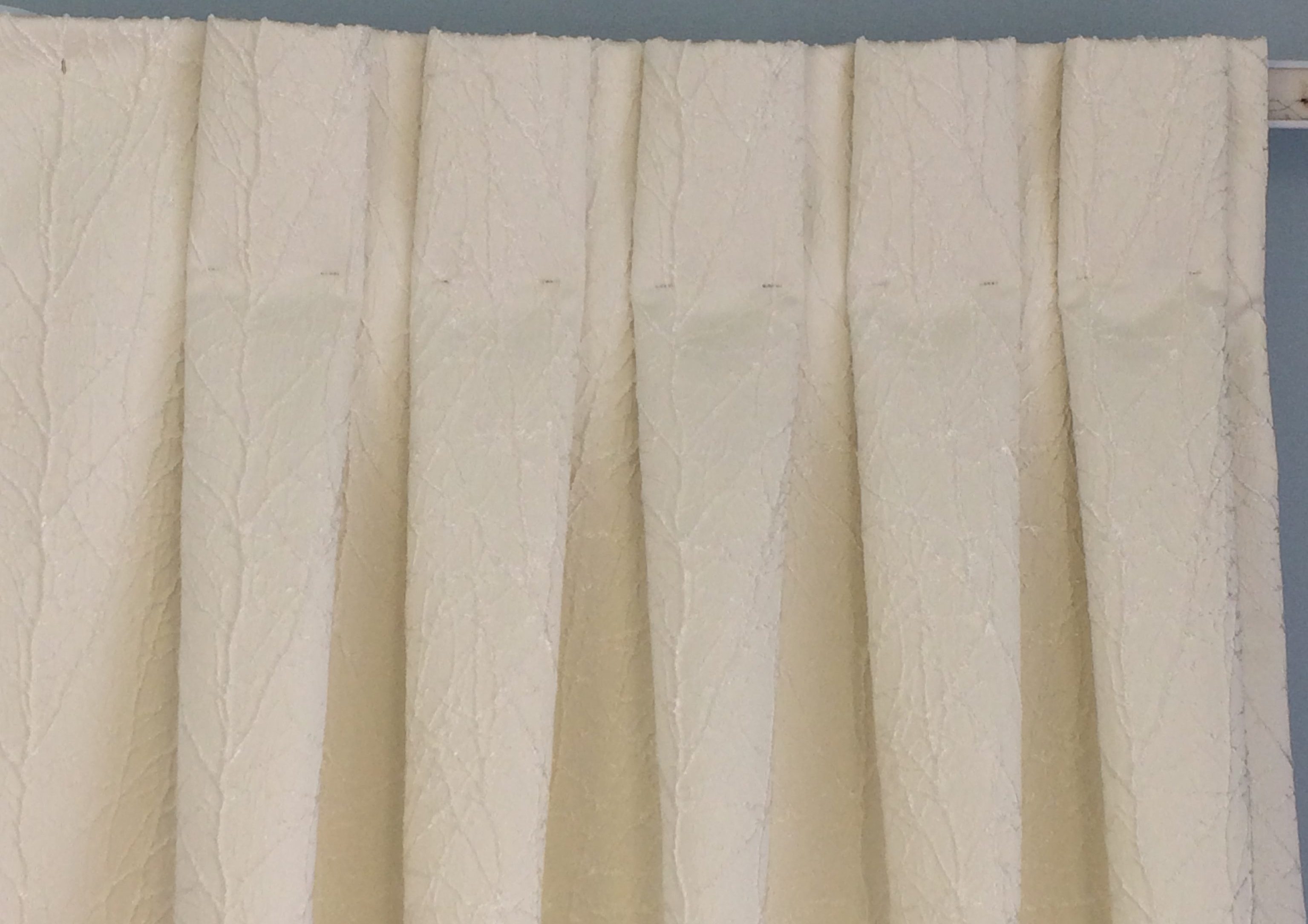 Plis plats – Atelier Céline Arvisais